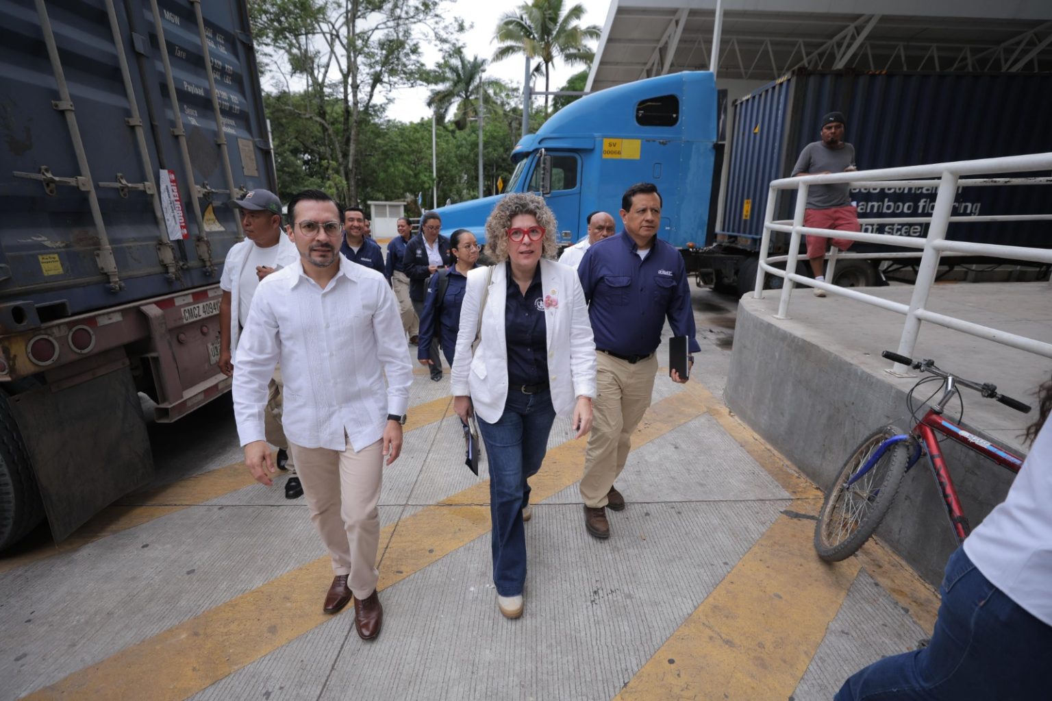 Guatemala y El Salvador inauguran puesto fronterizo moderno en la ...