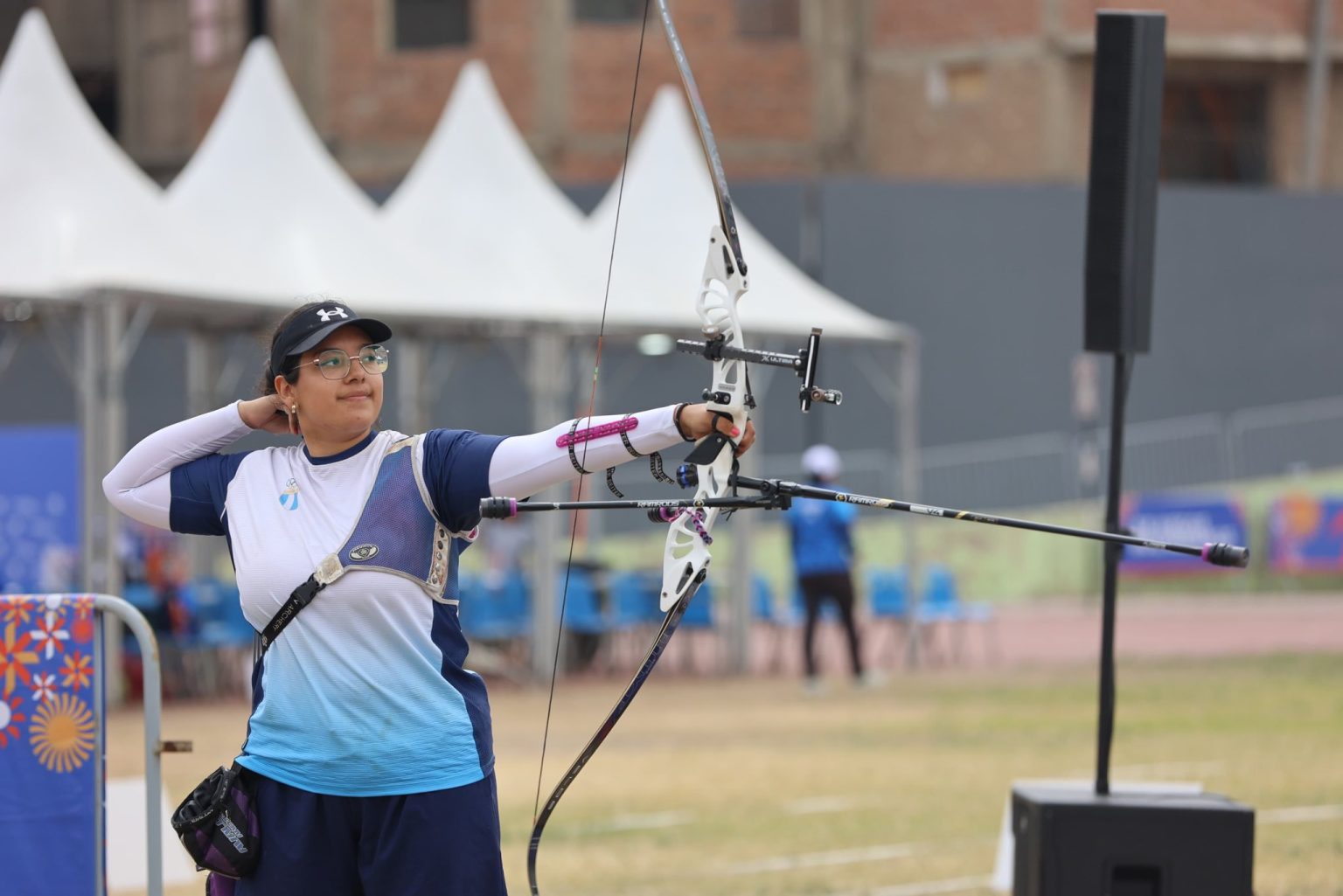 Nancy Enríquez medalla de plata en arco – El Metropolitano